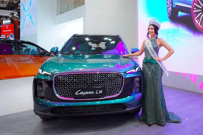 LEPAS Debut Global di GIIAS 2025 SUV L8 Buka Pre-Order Mulai Rp10 Juta | otoexpo.com
